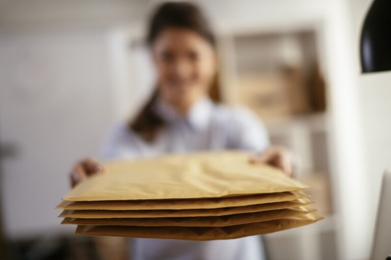 Cheaper USPS® Large Envelopes & Flats Rates by Size